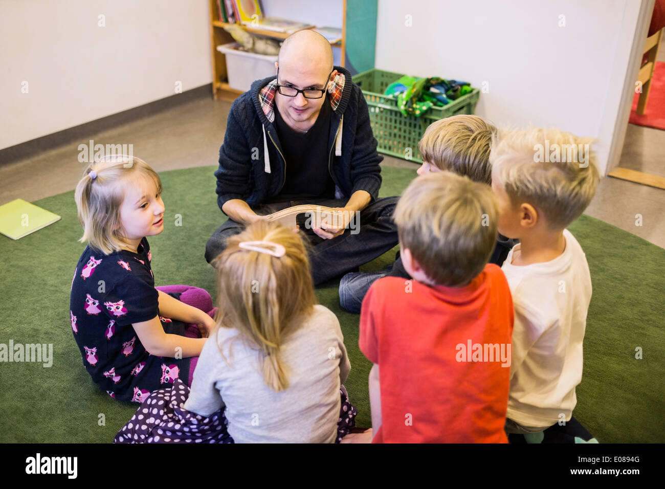 Teacher and students europe hi-res stock photography and images - Alamy