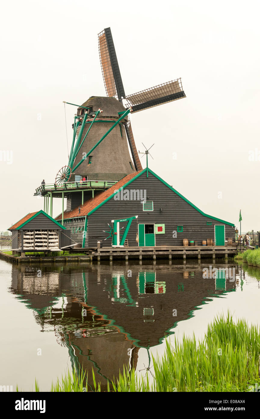 Windmill blades hi-res stock photography and images - Alamy