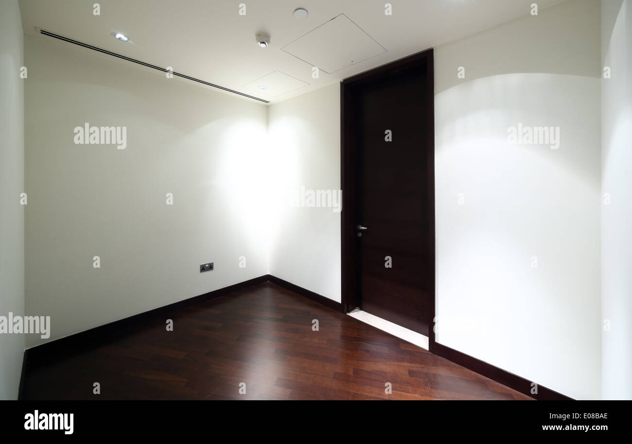 amazing interior of bright and modern empty room Stock Photo - Alamy