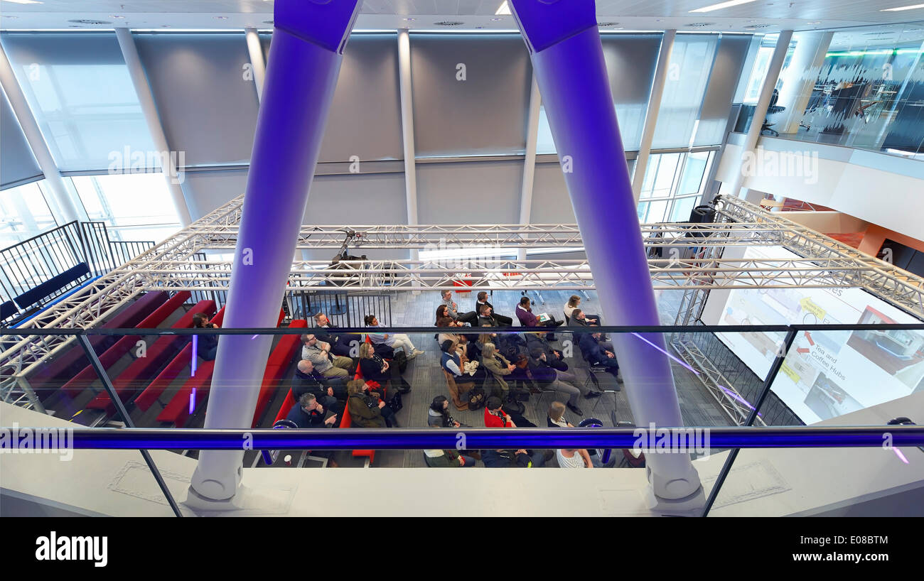 Bbc broadcasting building hi-res stock photography and images - Alamy