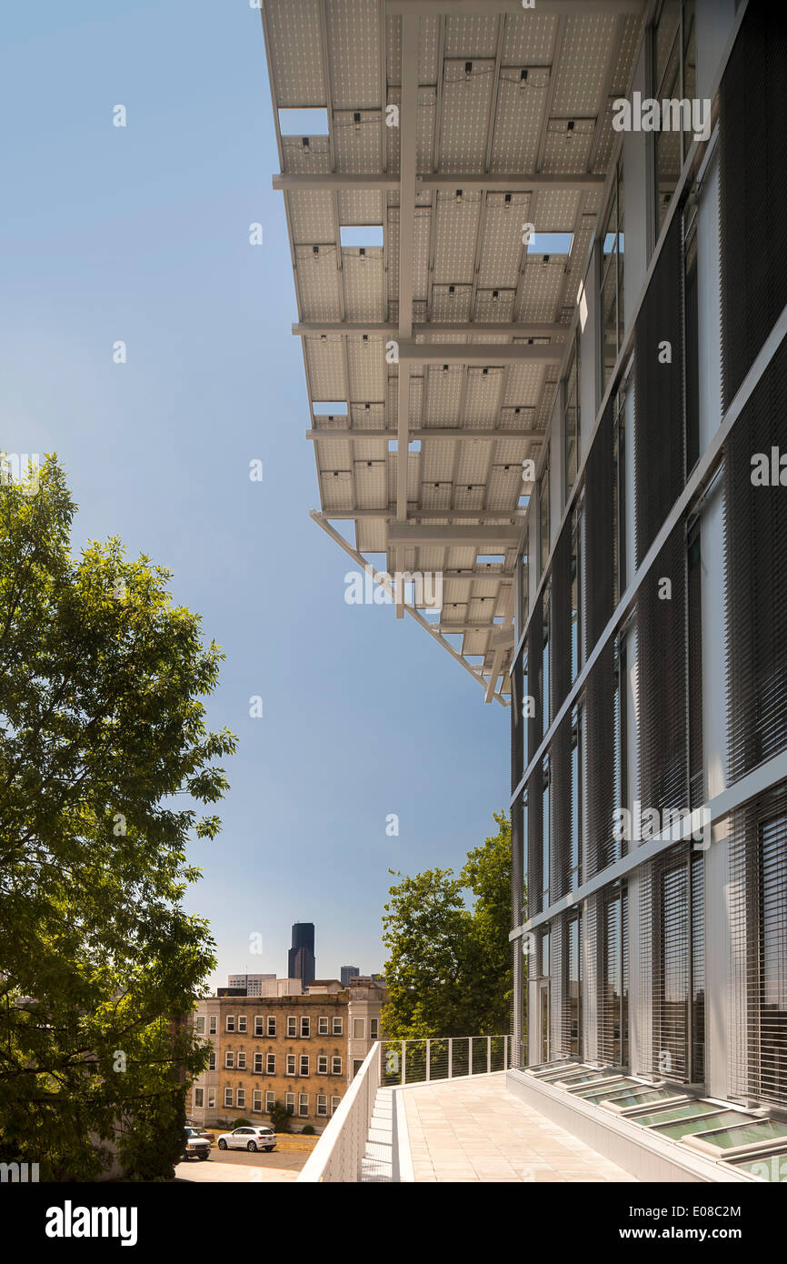 Bullitt center, seattle wa hi-res stock photography and images - Alamy