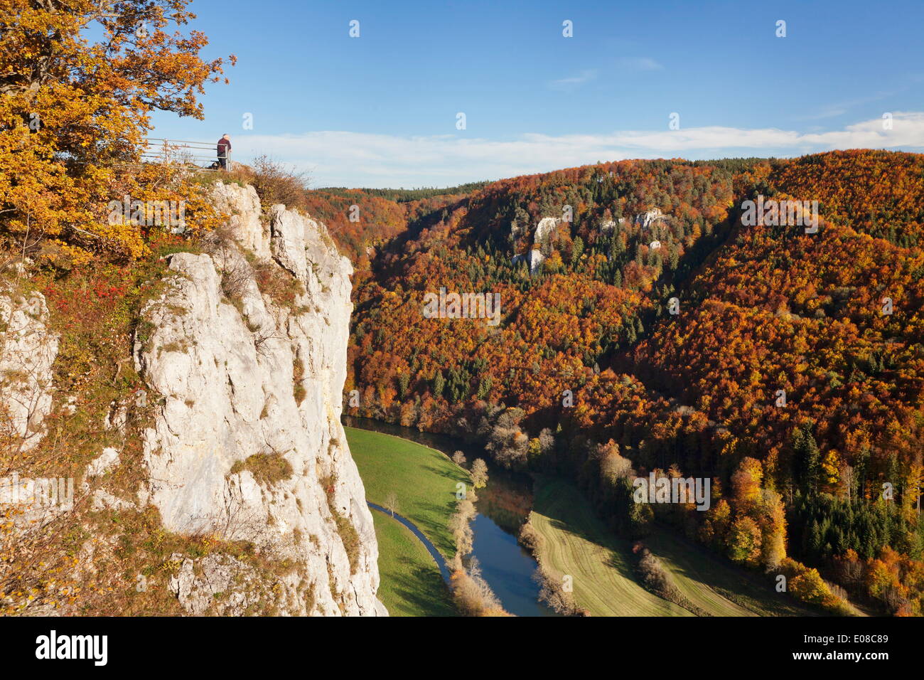Eichfelsen Rock and Danube Valley in autumn, Upper Danube Nature Park ...