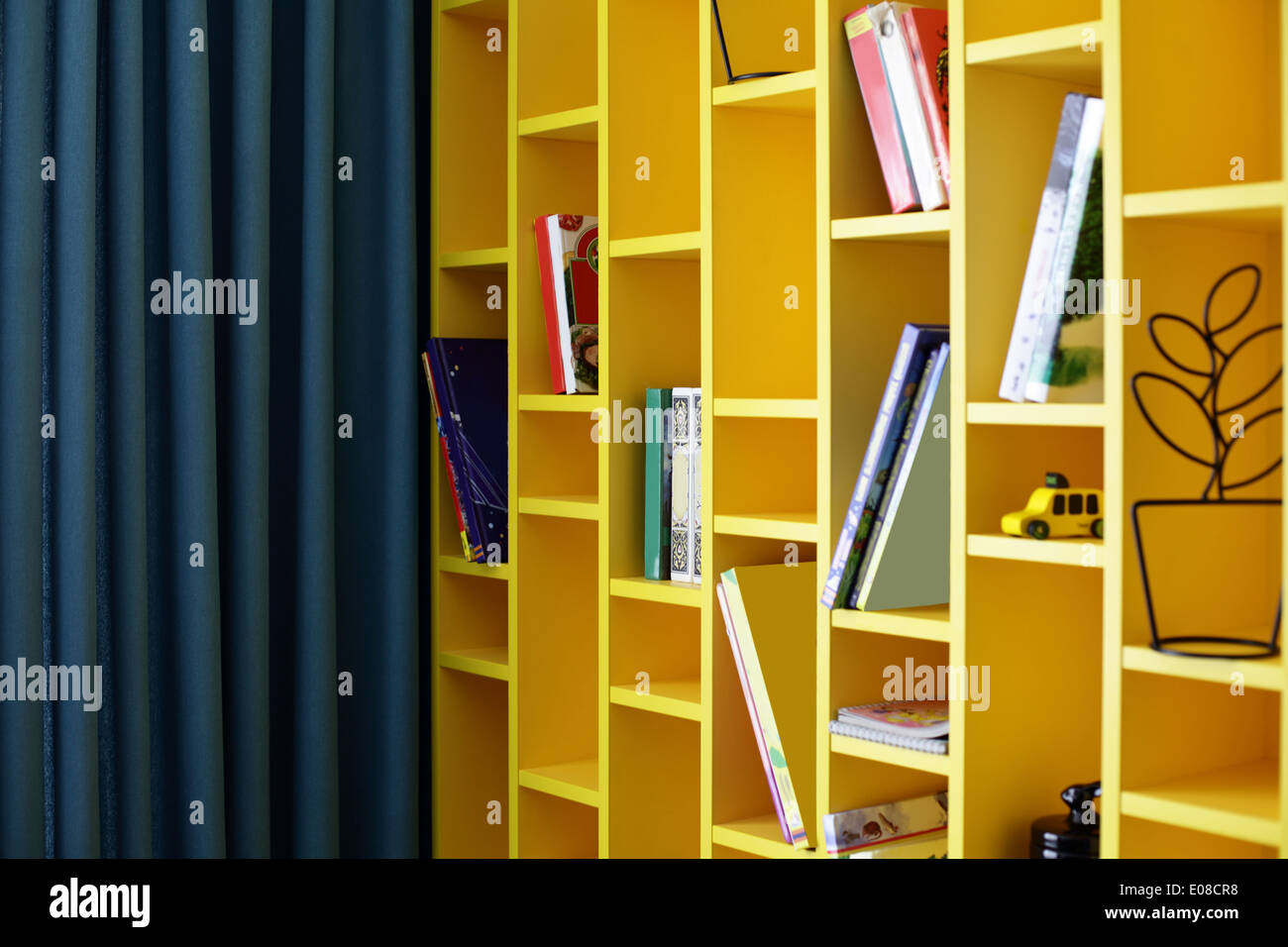 Book shelves bright hi-res stock photography and images - Alamy