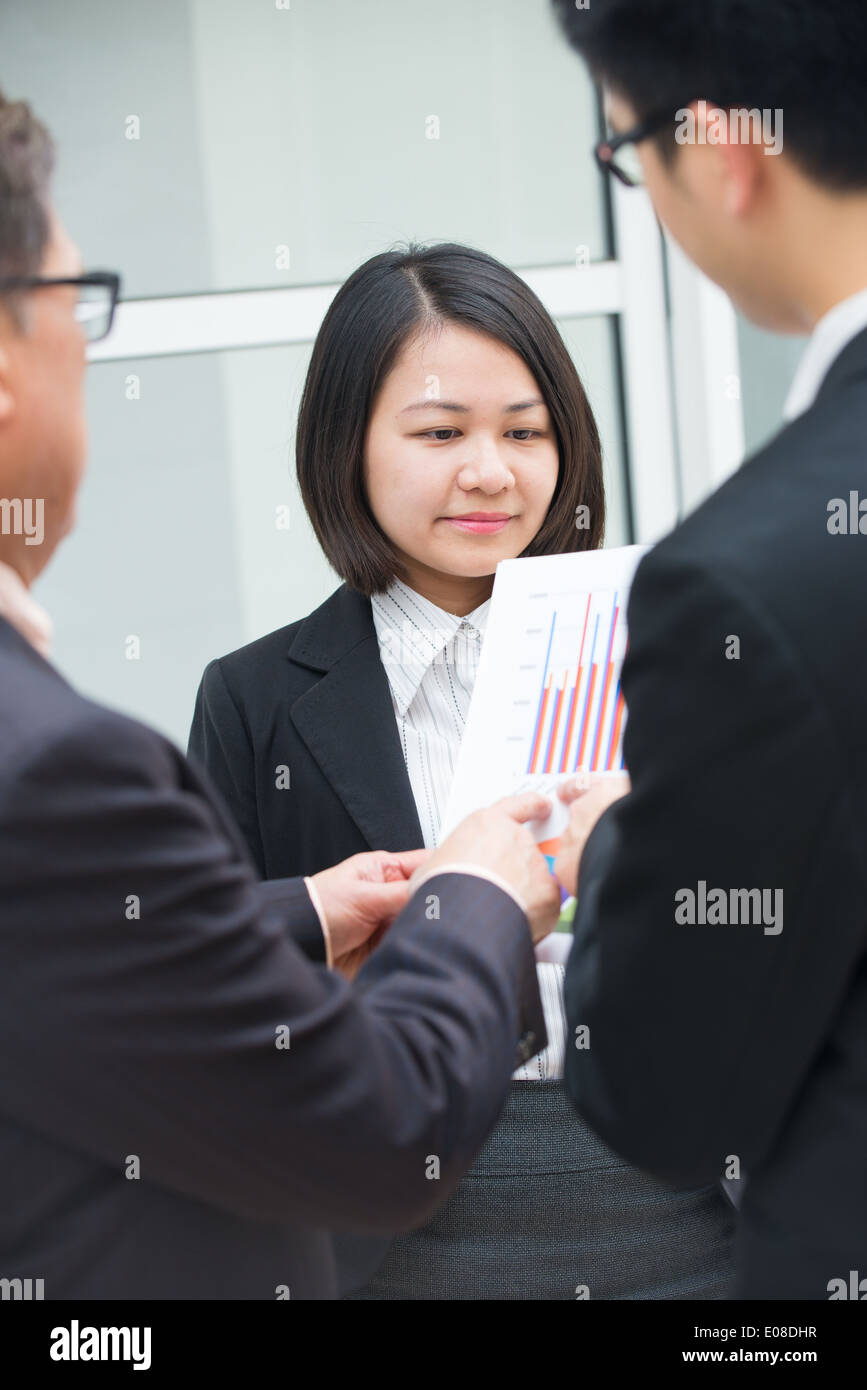 asian business female over a meeting discussion Stock Photo - Alamy