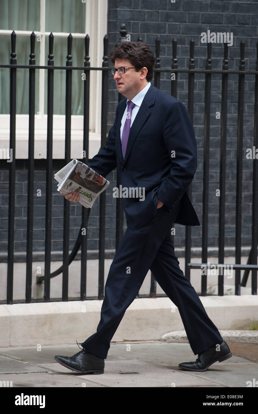 Lord andrew feldman hi-res stock photography and images - Alamy
