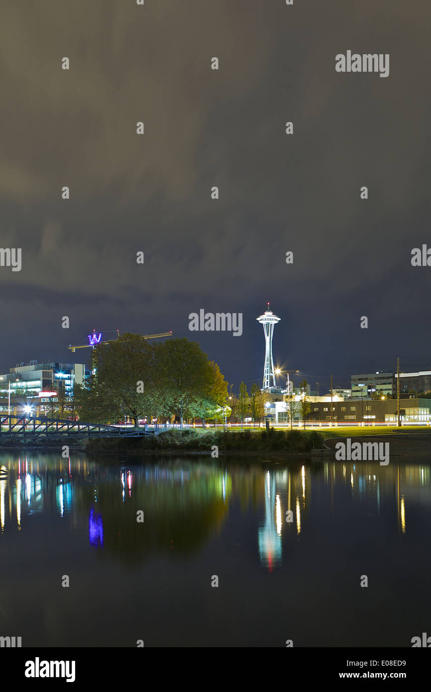 Seattle space needle night hi-res stock photography and images - Alamy