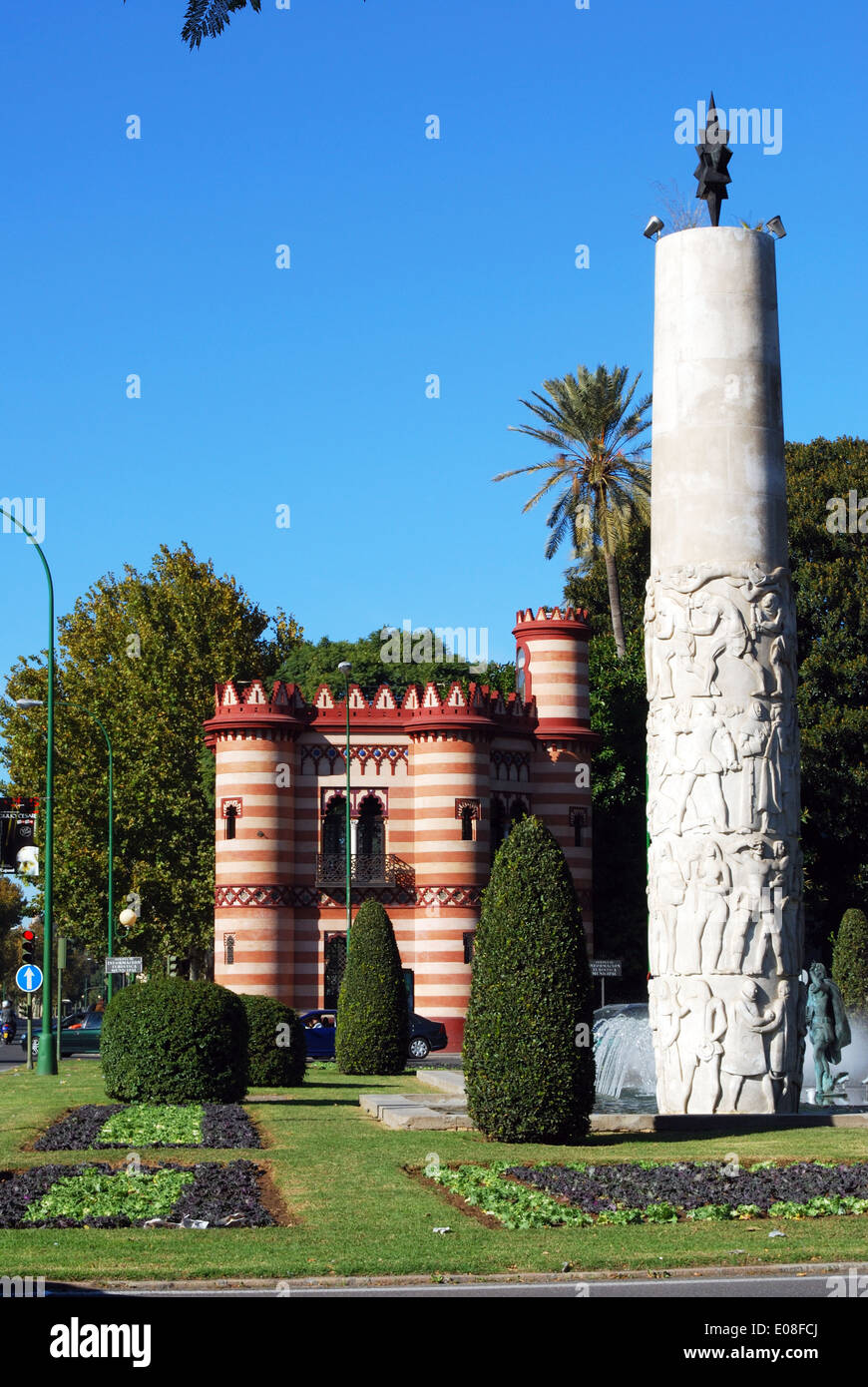 Mariners monument hi-res stock photography and images - Alamy