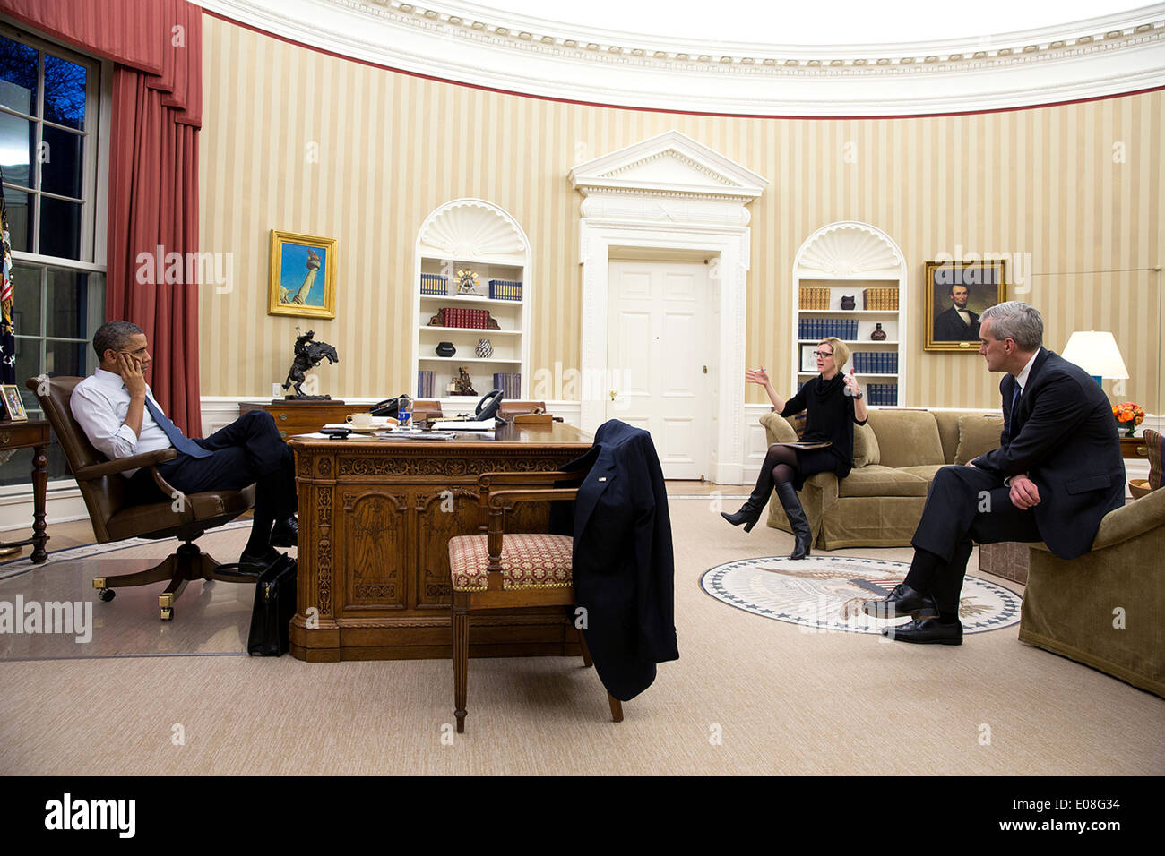 US President Barack Obama meets with Kathryn Ruemmler, Counsel to the ...