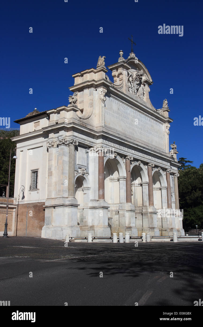 Janiculum fountain rome hi-res stock photography and images - Alamy