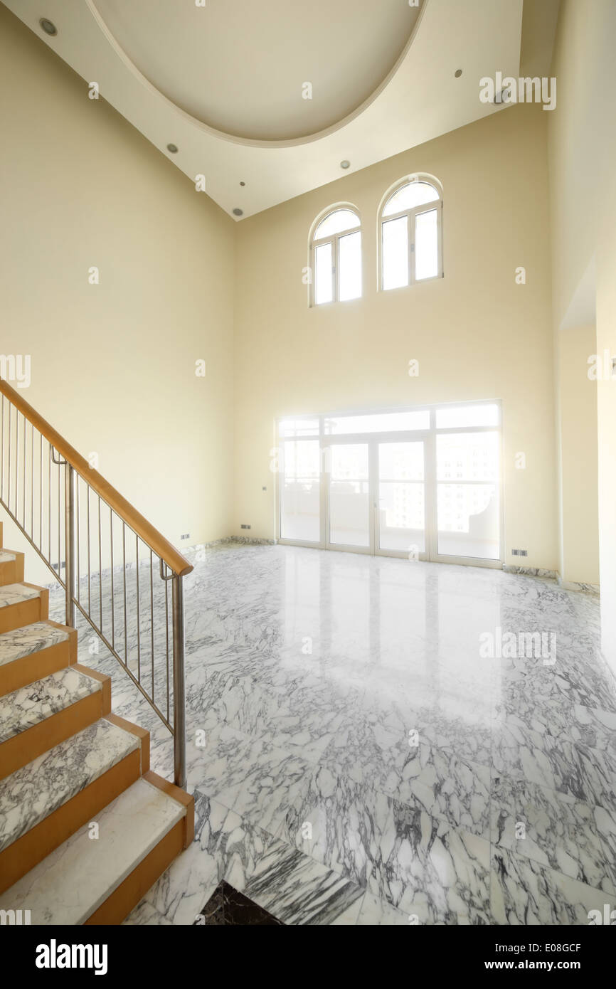 amazing interior of bright and modern empty room Stock Photo - Alamy