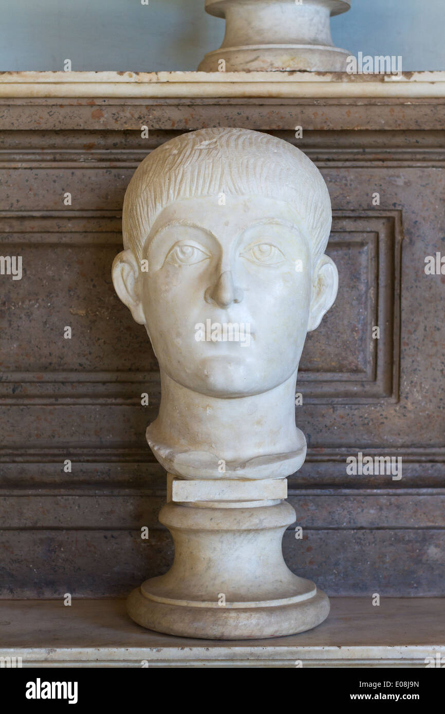 Portrait of Flavio Giulio Valente, Flavius Iulius Valens Stock Photo ...