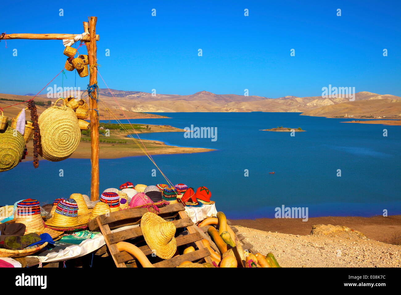 Douar nzala lake hi-res stock photography and images - Alamy