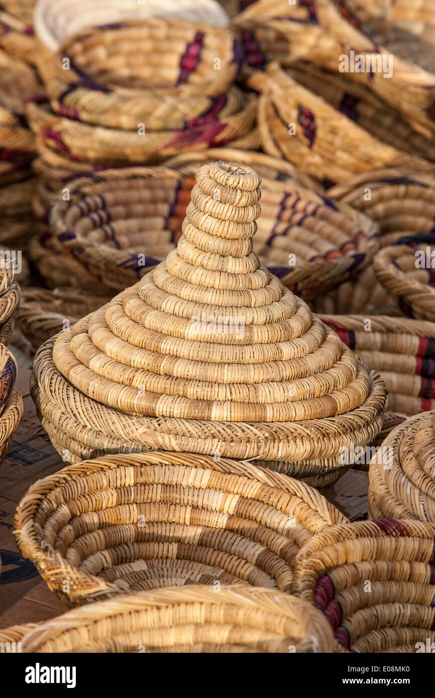 Basket baskets marrakech hi-res stock photography and images - Alamy