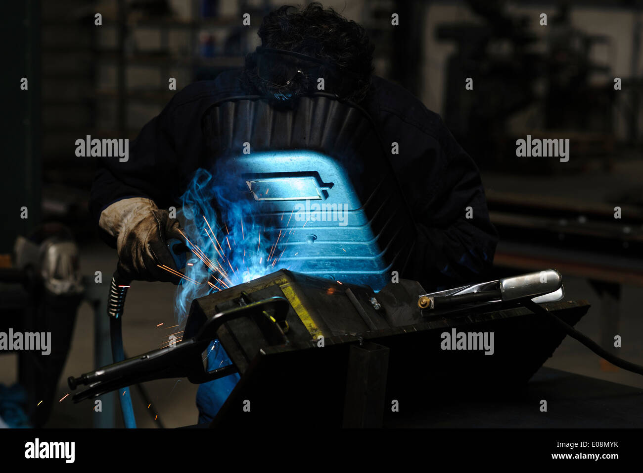 Arc weld hi-res stock photography and images - Alamy