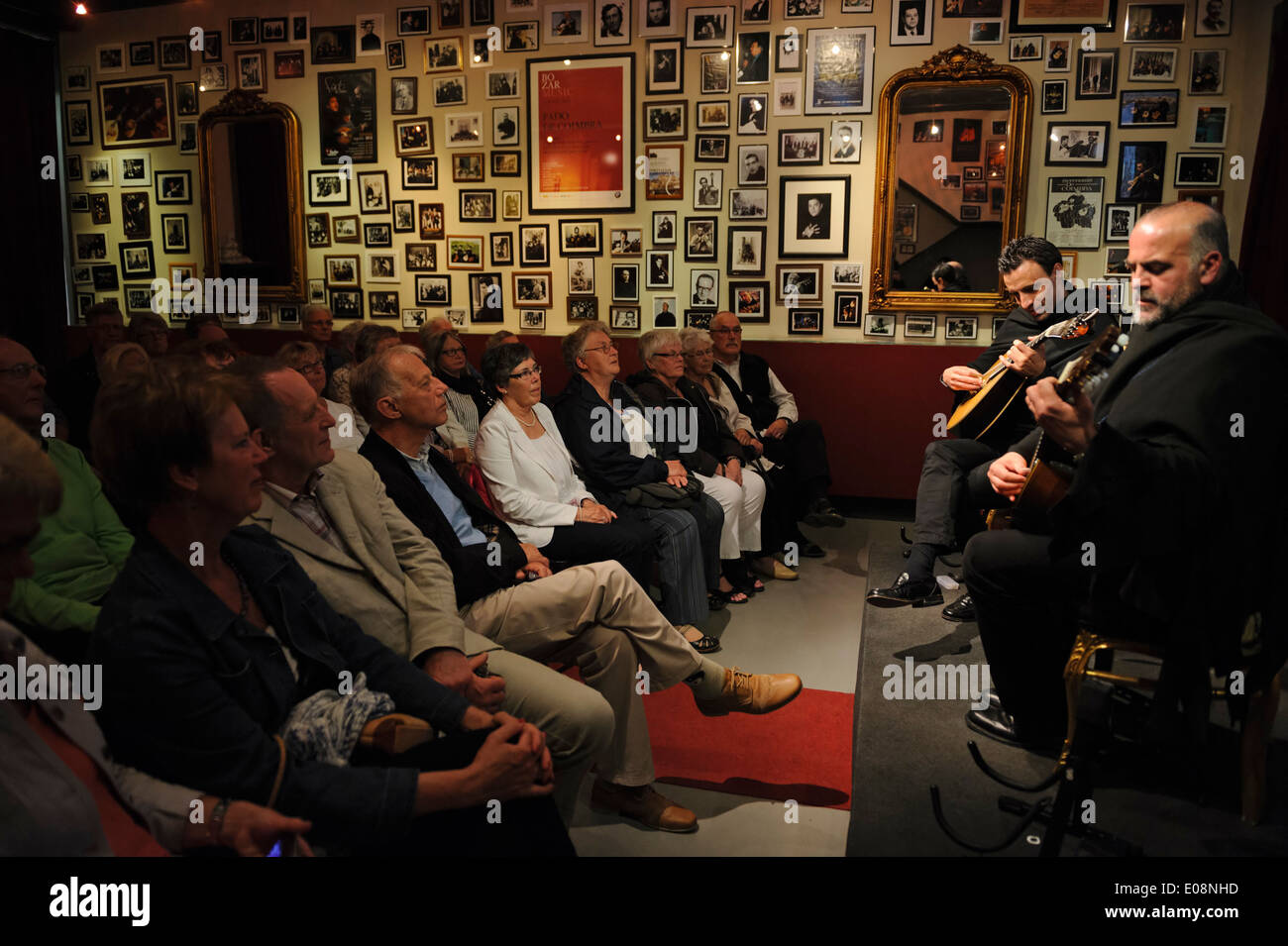 Portuguese musicians hi-res stock photography and images - Alamy