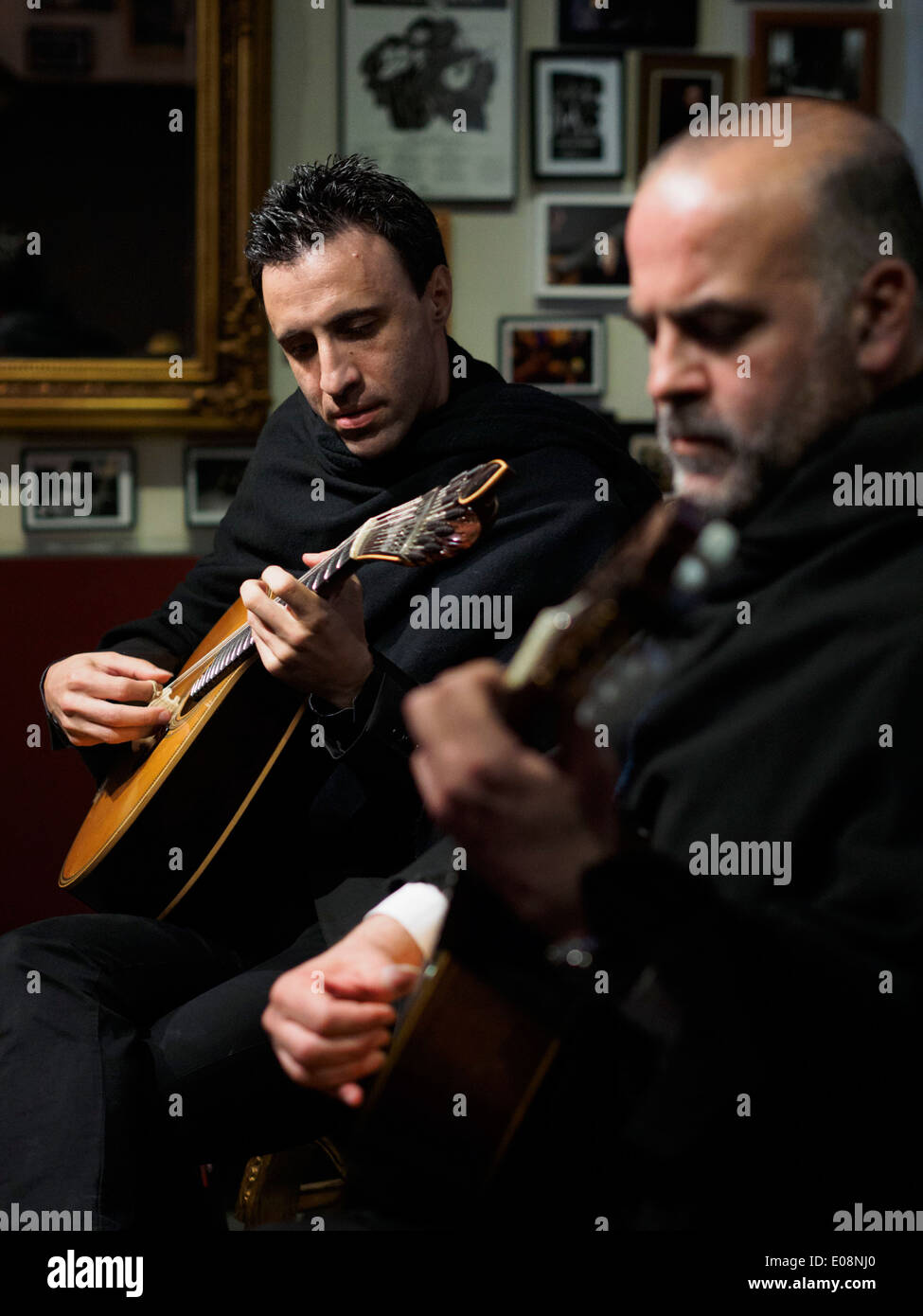 Fado performer hi-res stock photography and images - Alamy