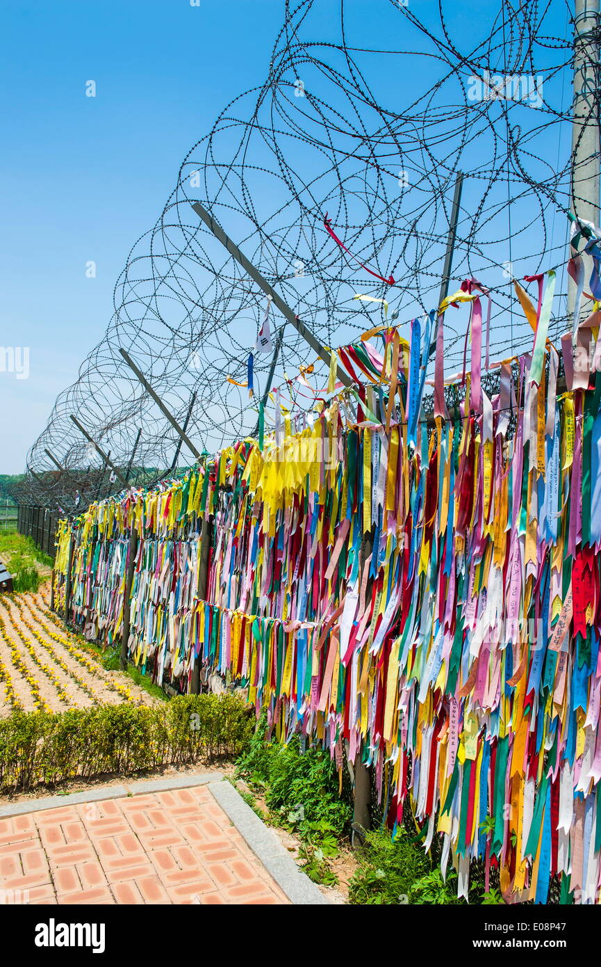 High security border hi-res stock photography and images - Alamy