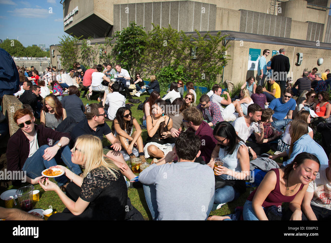 Man on roof london hi-res stock photography and images - Alamy