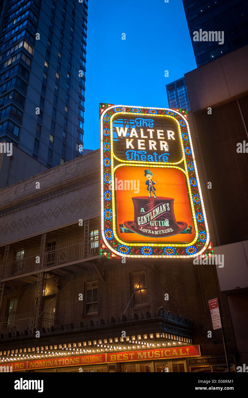 Walter kerr hi-res stock photography and images - Alamy