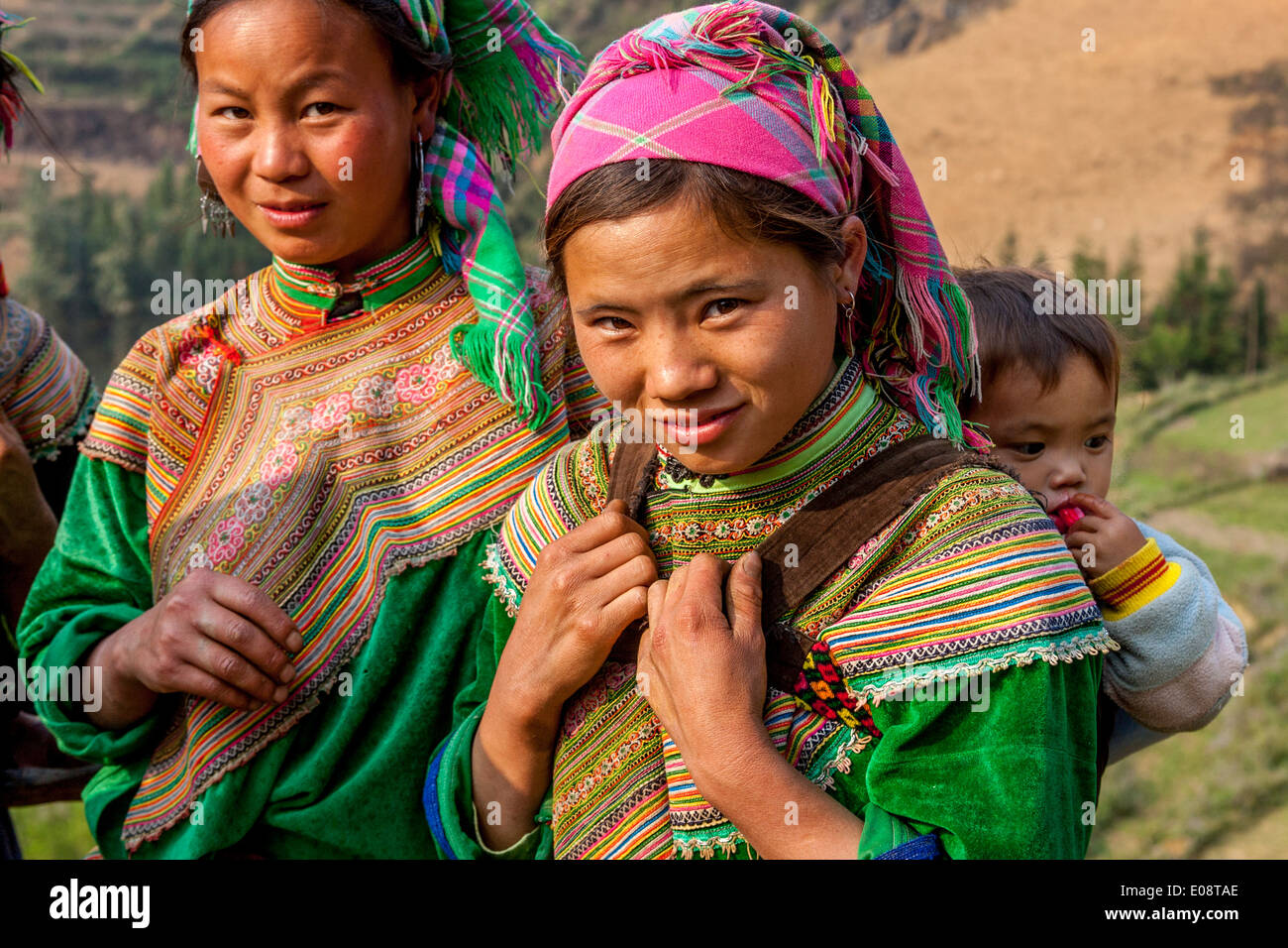 Women From The Flower Hmong Hill Tribe, Bac Ha, Lao Cai Province ...