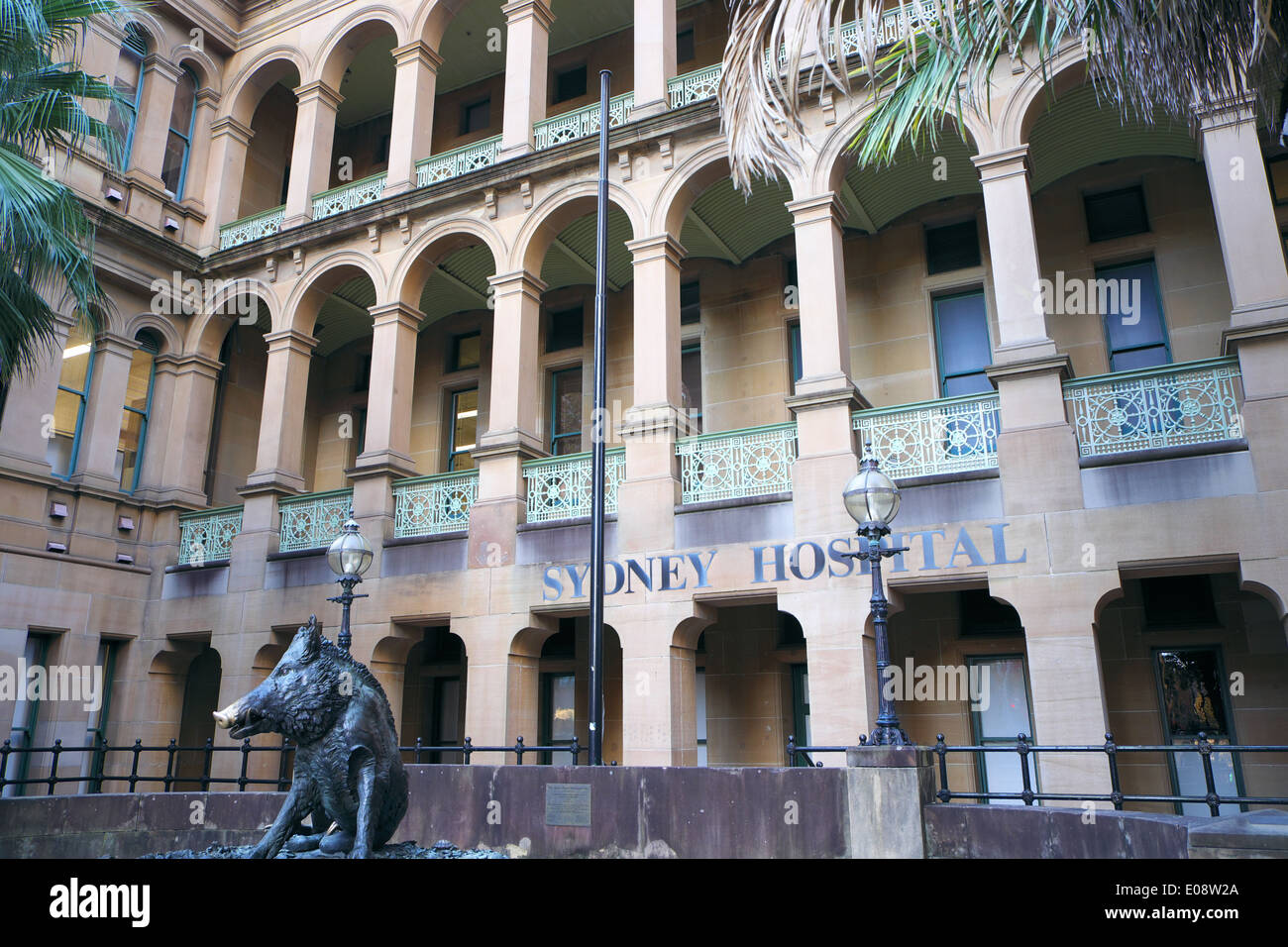 sydney hospital in macquarie street,sydney Stock Photo - Alamy