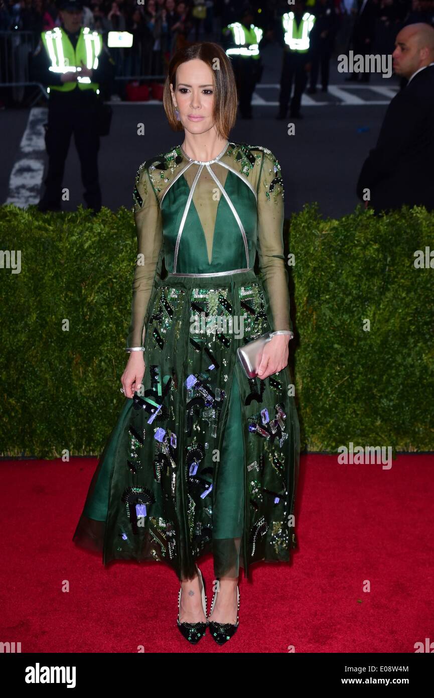 Anna paulson hi-res stock photography and images - Alamy