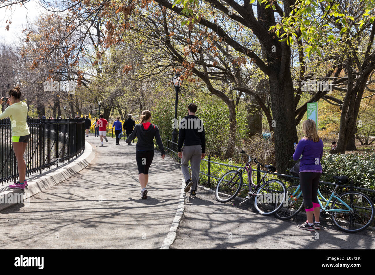Jogging bike hi-res stock photography and images - Alamy