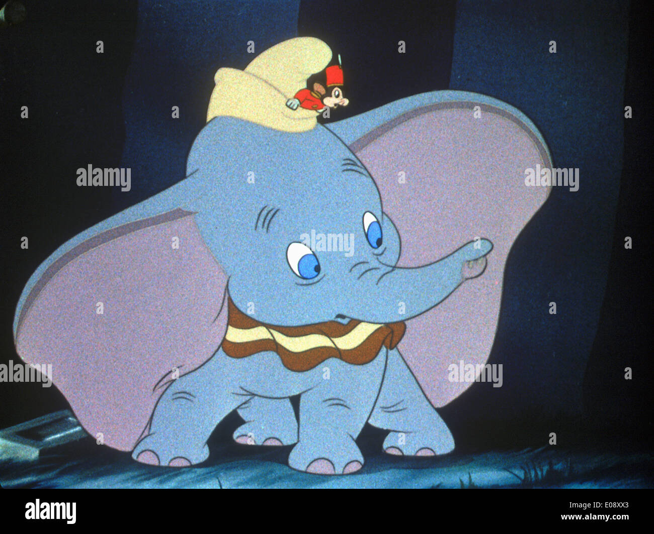 DUMBO (1941) SAMUEL ARMSTRONG (DIR) MOVIESTORE COLLECTION LTD Stock ...