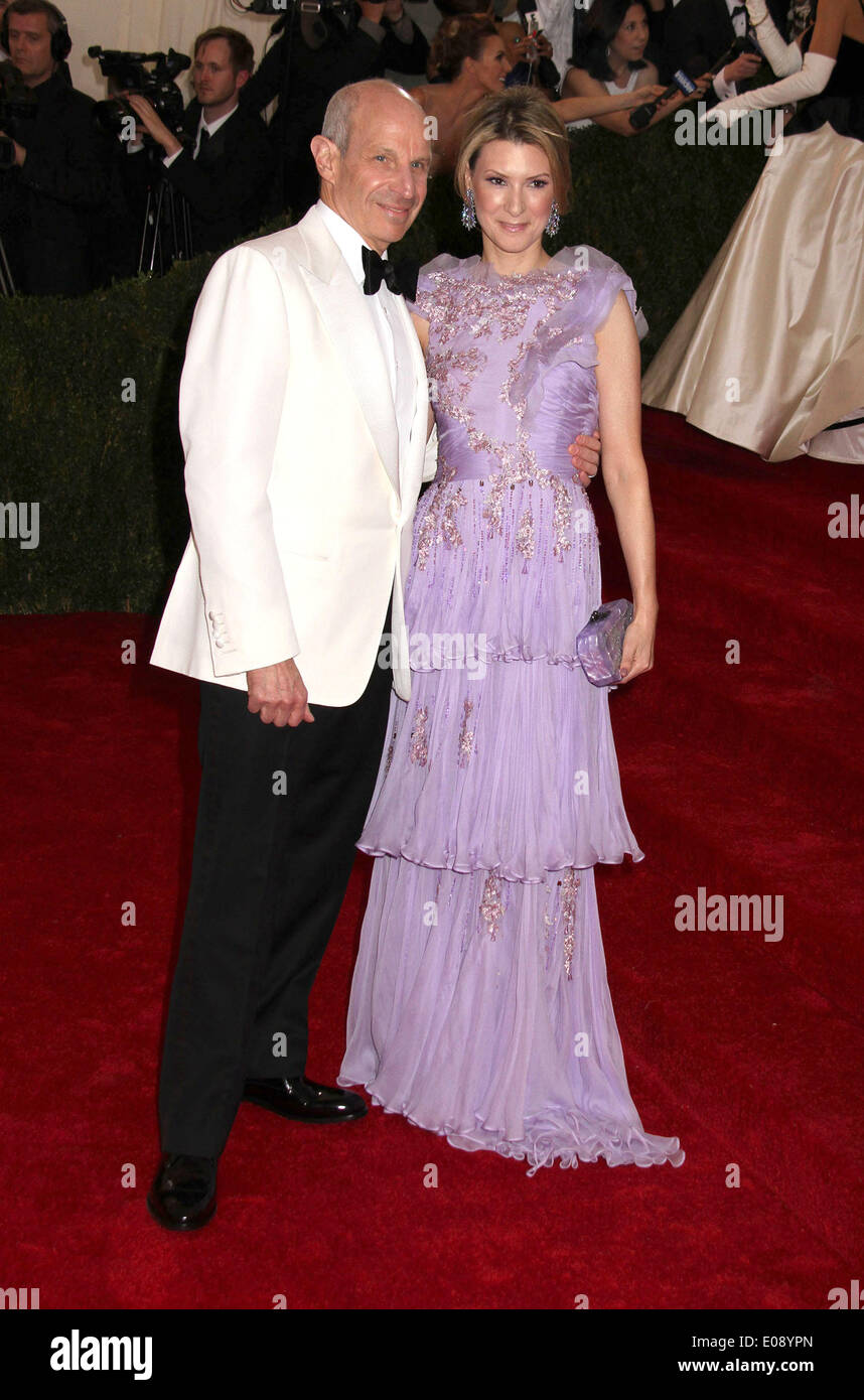 May 5, 2014 - New York, New York, U.S. - JONATHAN TISCH and his wife ...