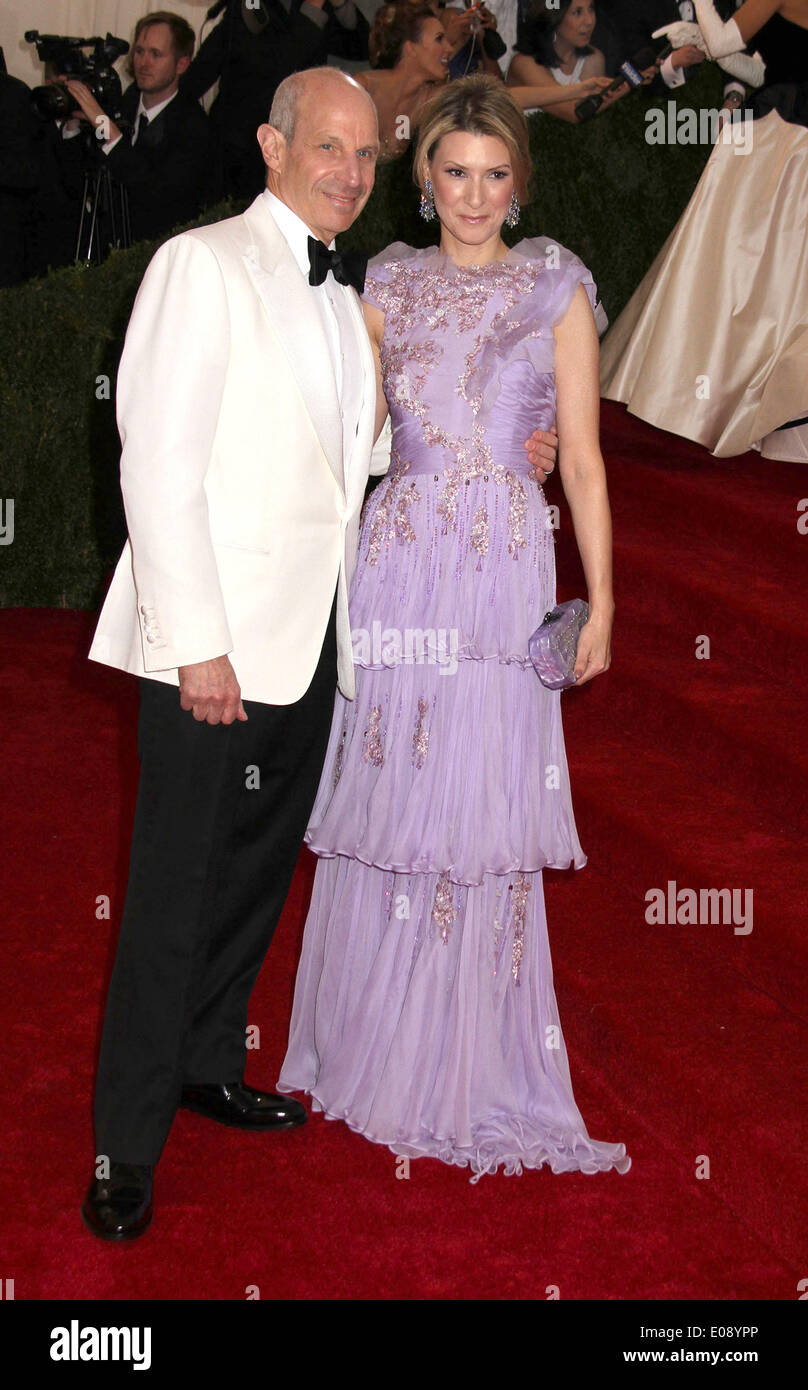 May 5, 2014 - New York, New York, U.S. - JONATHAN TISCH and his wife ...