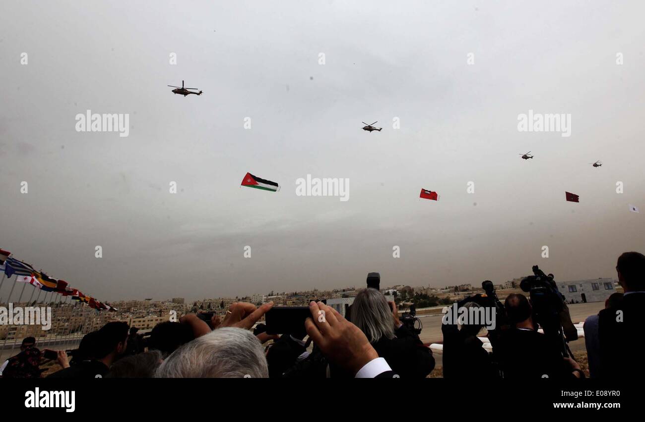 Amman. 6th May, 2014. Helicopters of the Special Jordanian police units ...
