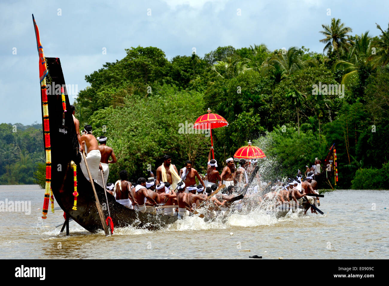 Aranmula Boat Race Stock Photo - Alamy