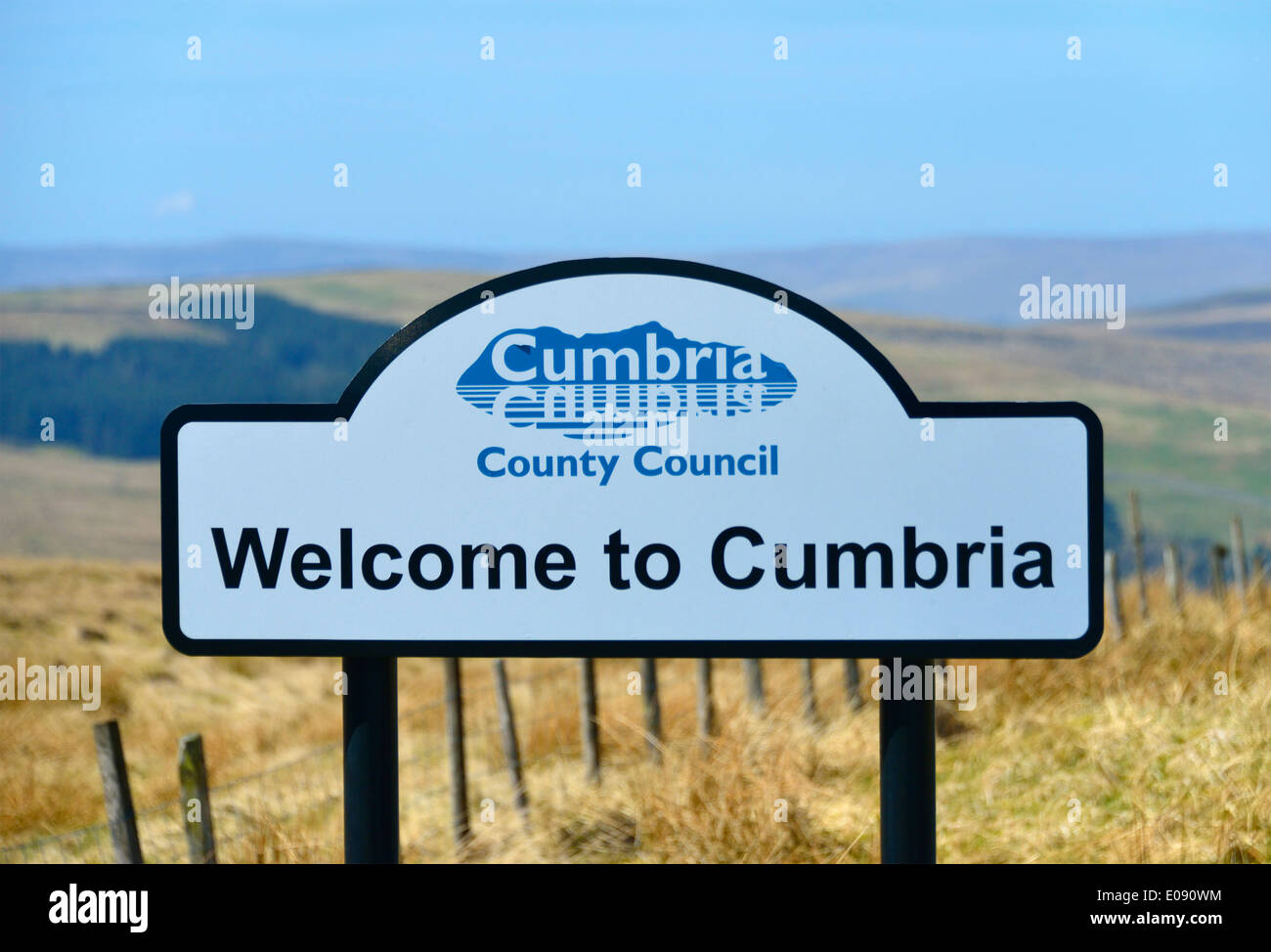 Welcome to england sign cumbria hi-res stock photography and images - Alamy