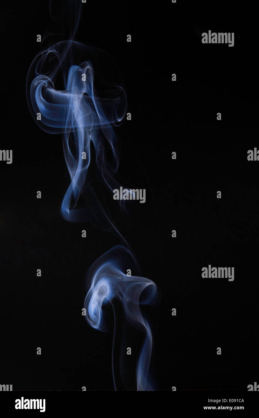 Smoke shapes hi-res stock photography and images - Alamy