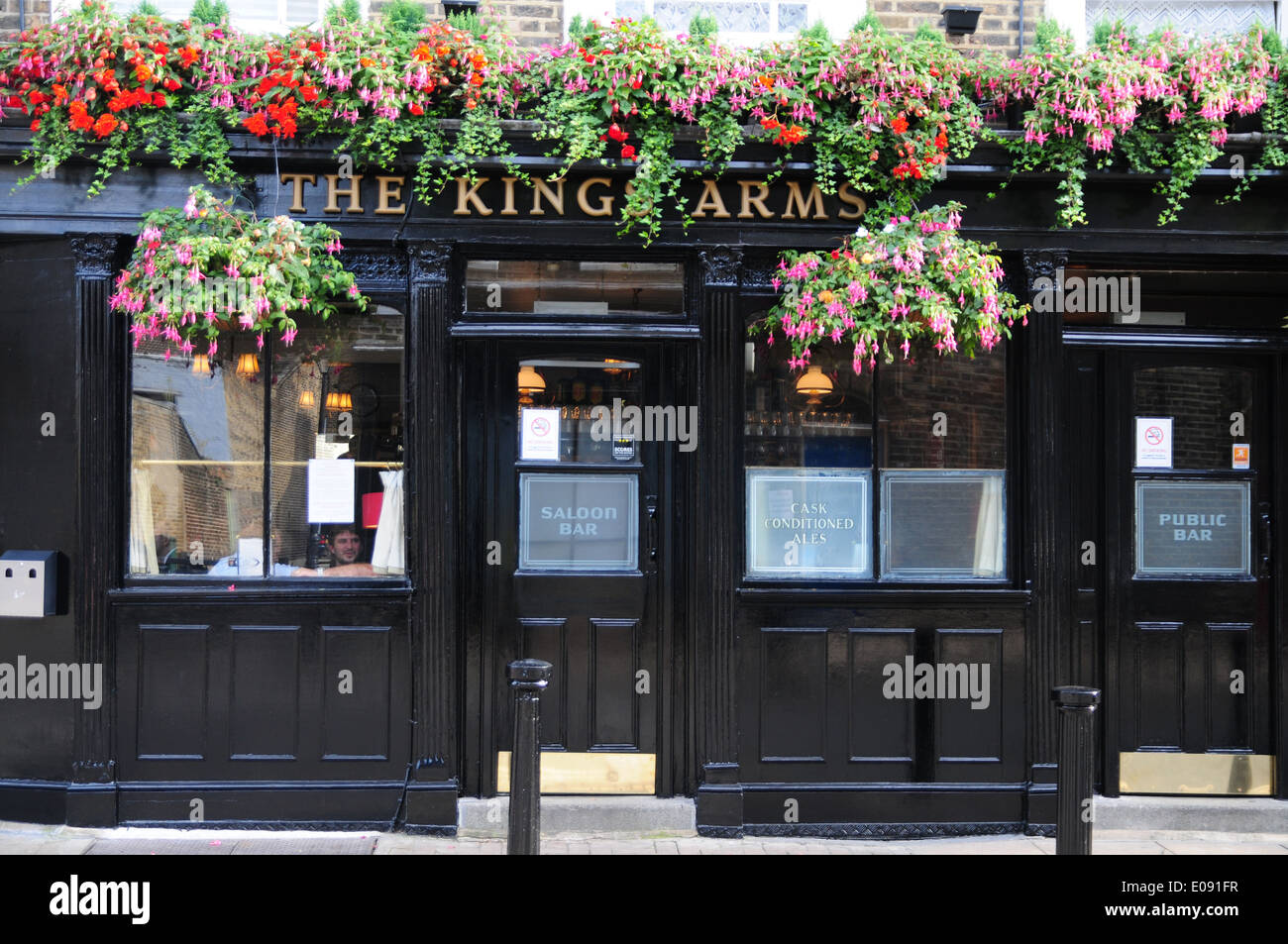 The kings arms and roupell hi-res stock photography and images - Alamy