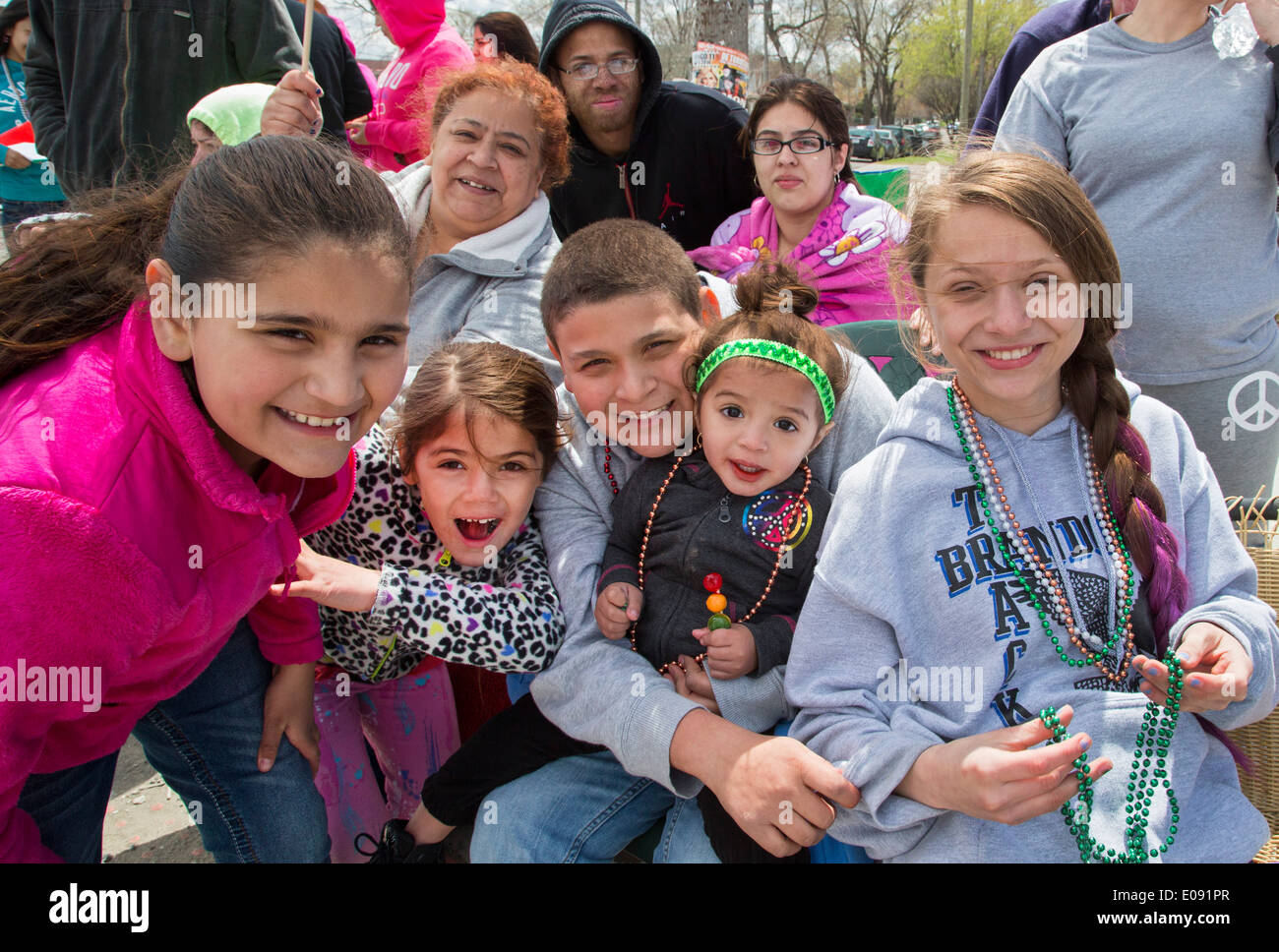 Detroit, Michigan - People along the route of the annual Cinco de Mayo ...