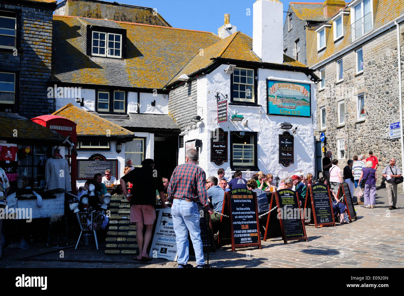 Oldest pub in cornwall hi-res stock photography and images - Alamy