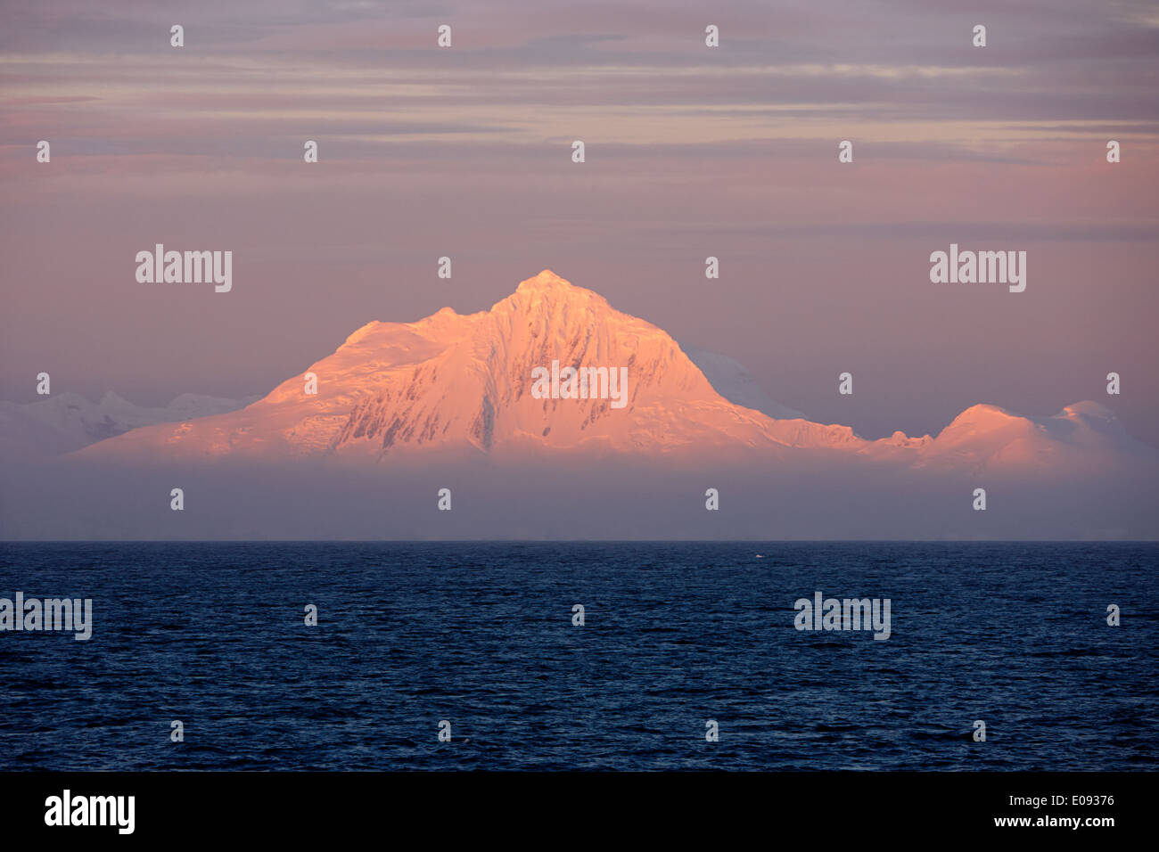 Trojan mountain range hi-res stock photography and images - Alamy
