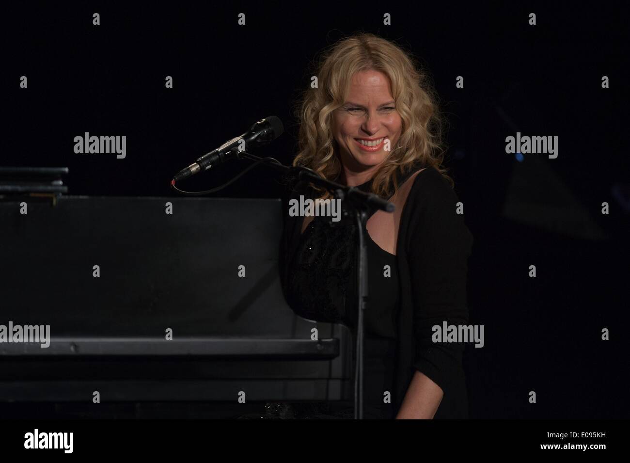 Mannheim, Badenwuertemberg, Deutschland. 6th May, 2014. Vonda Shepard ...