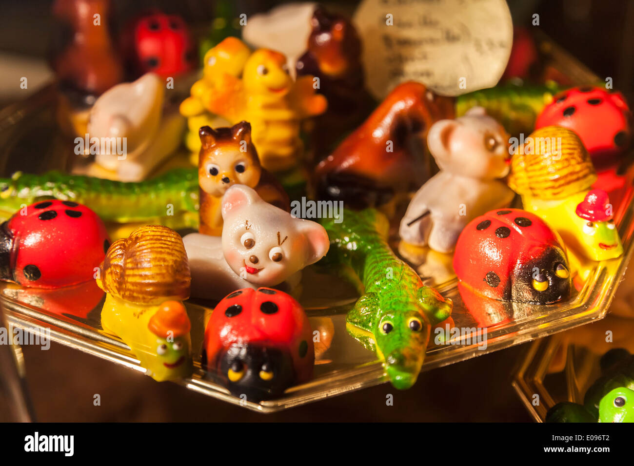 Marzipan figures hi-res stock photography and images - Alamy