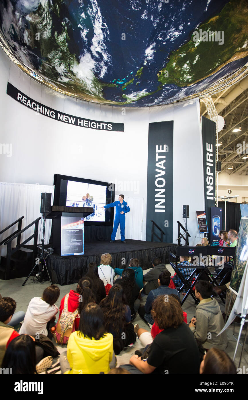 USA Science and Engineering Festival 2014 Stock Photo - Alamy