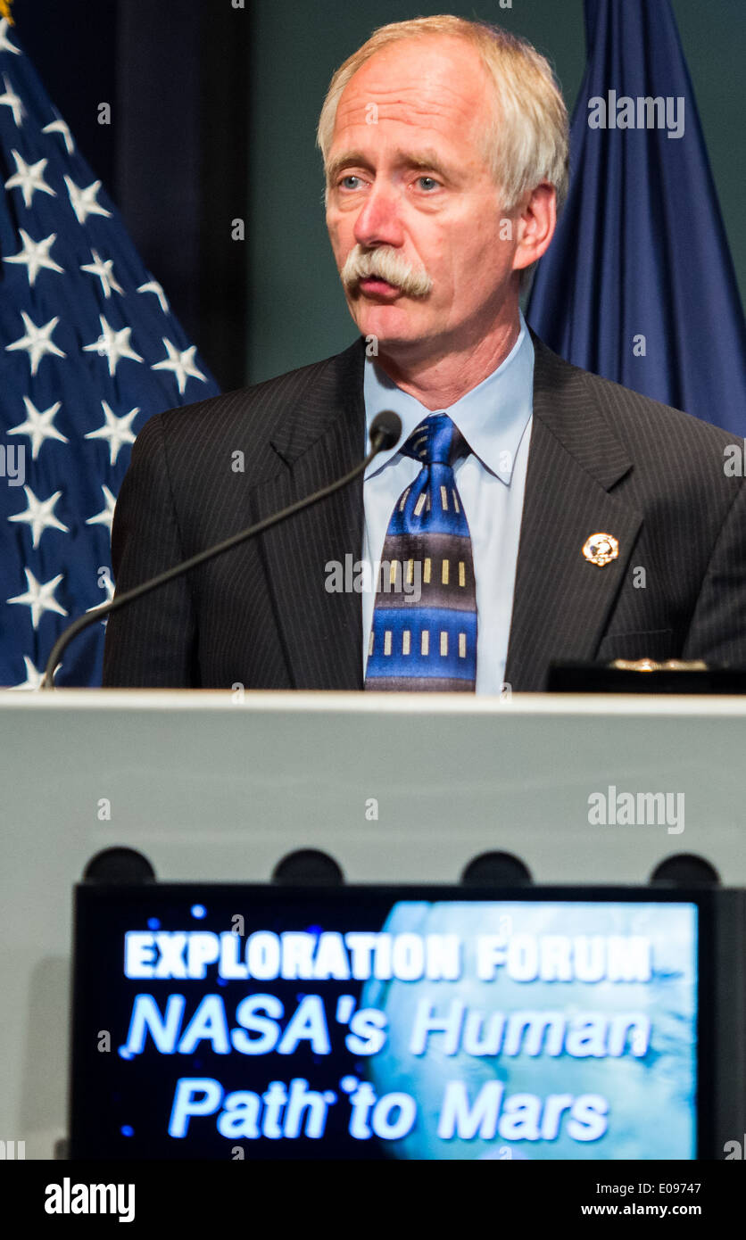 NASA's Path to Mars Exploration Forum discusses human exploration of ...