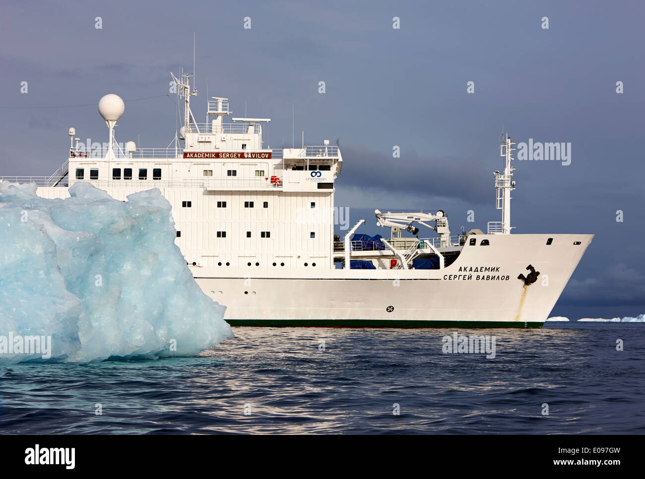 akademik sergey vavilov russian research ship charted as a tourist ...