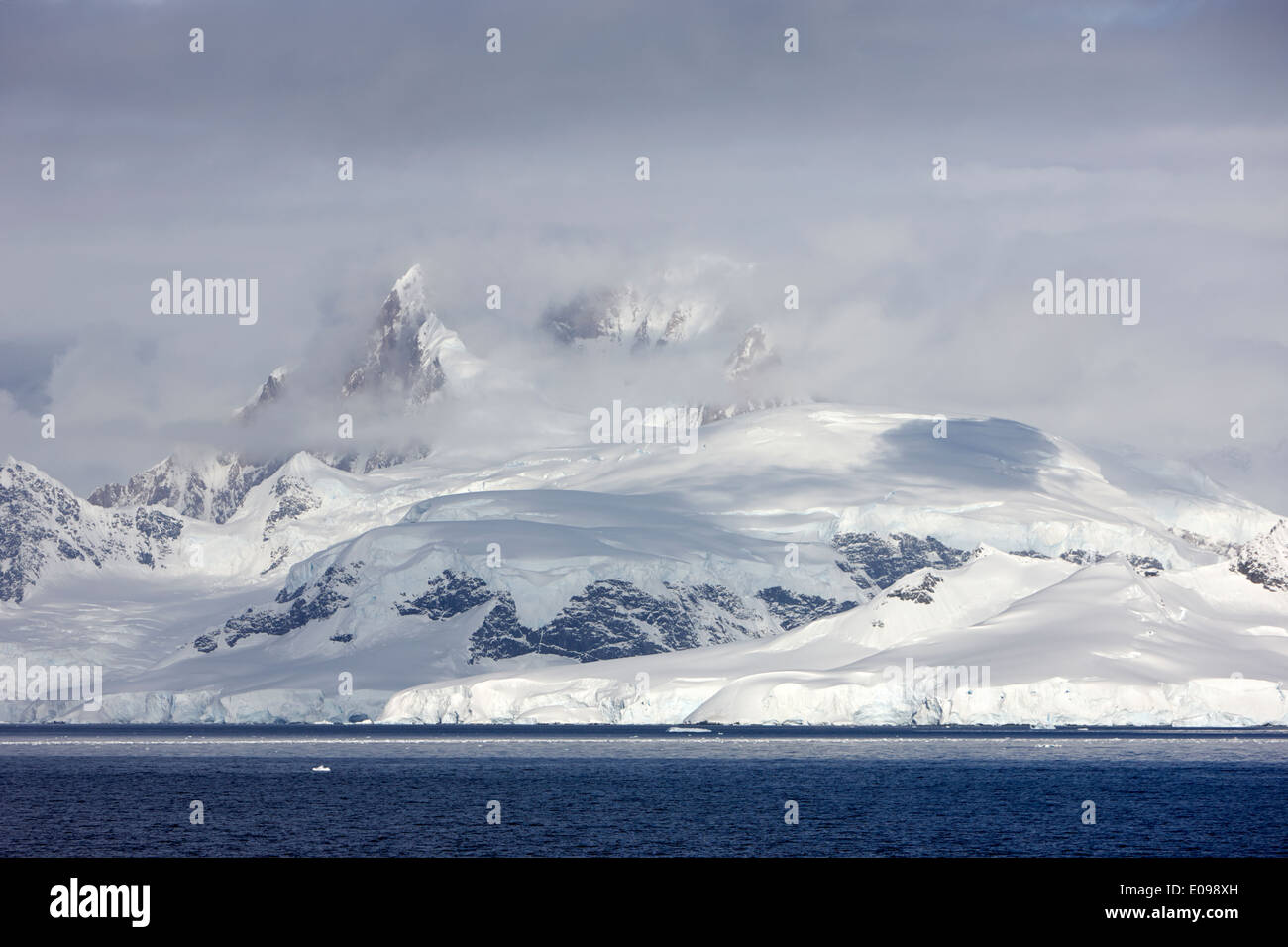 Peninsula continent hi-res stock photography and images - Alamy