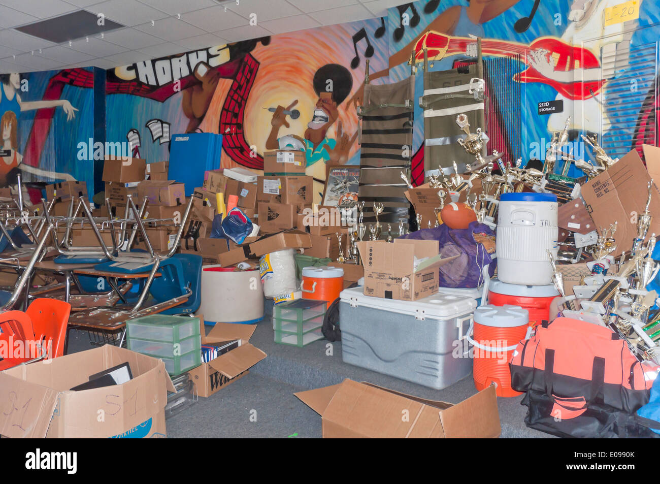 School trophies hi-res stock photography and images - Alamy