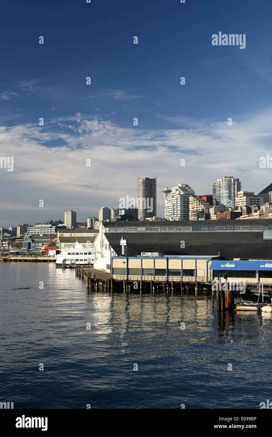 Piers and buildings in Seattle Stock Photo - Alamy