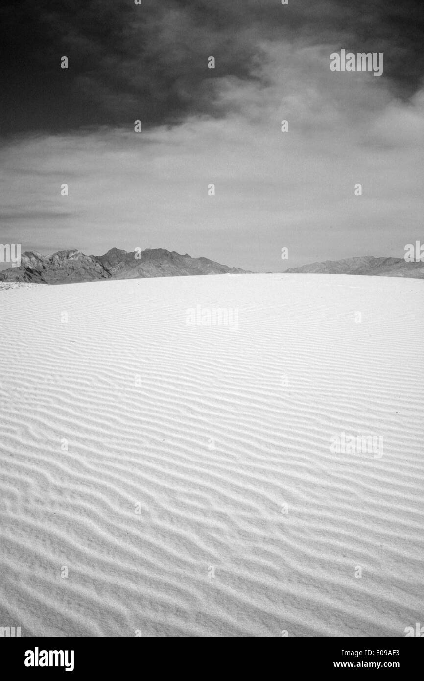 Black and white of sand with ripples Stock Photo - Alamy