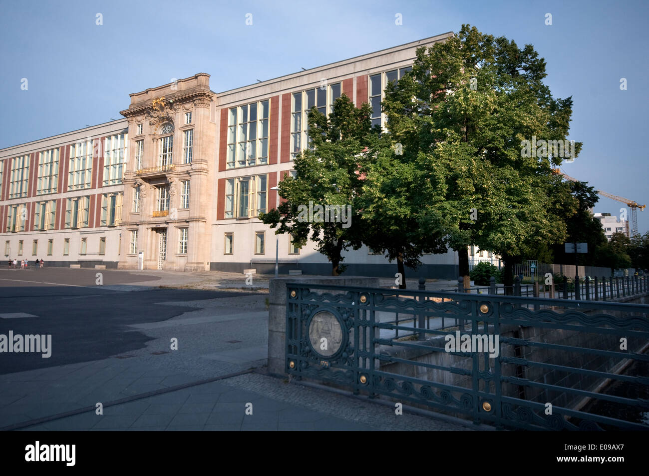 Berlin germany european school management hi-res stock photography and ...