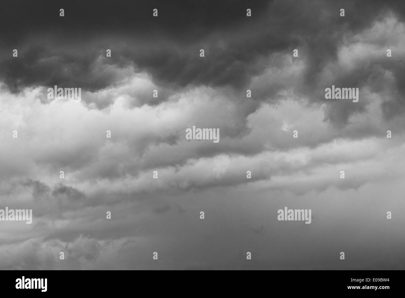 Abstract gray sky cloudy texture hi-res stock photography and images ...