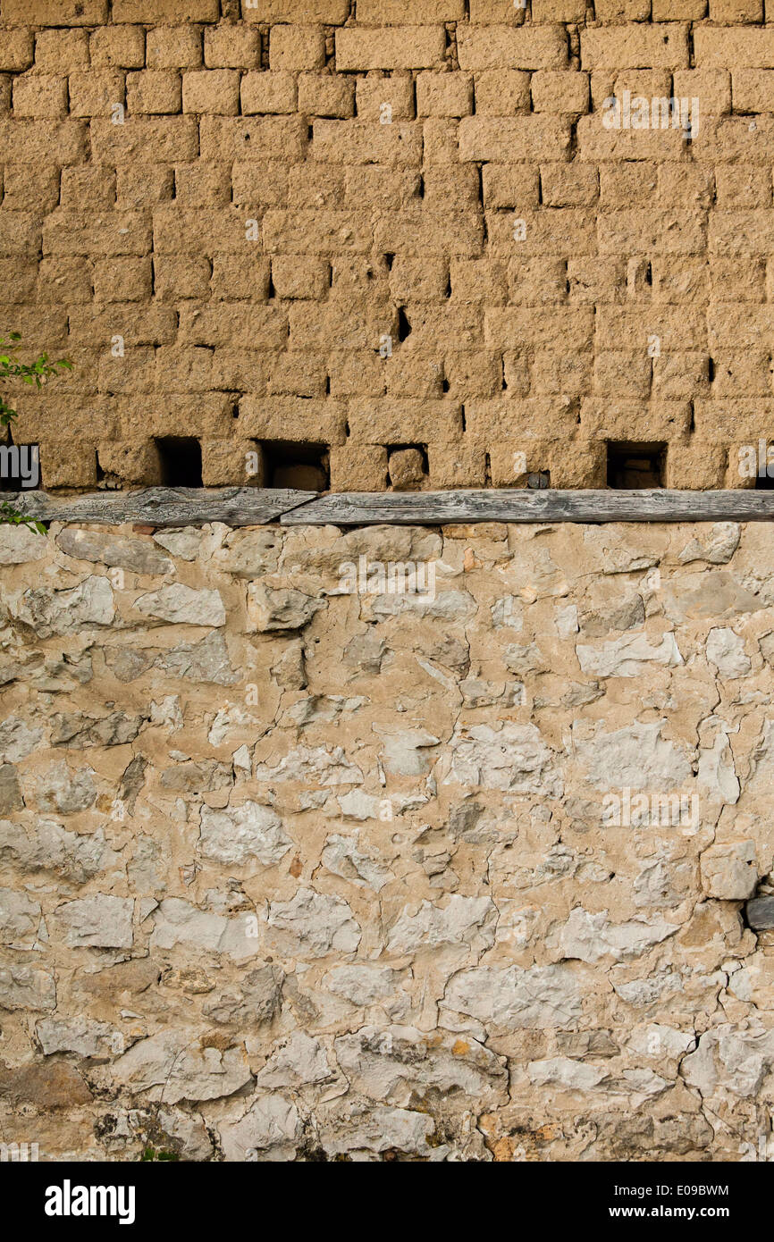 The clay wall for a background, front photo Stock Photo - Alamy